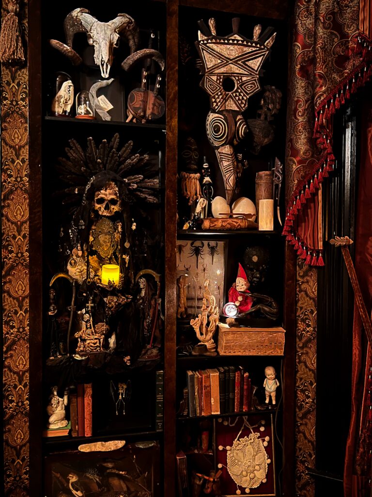 The Parlor of Curiosities - RavenWolf Manor